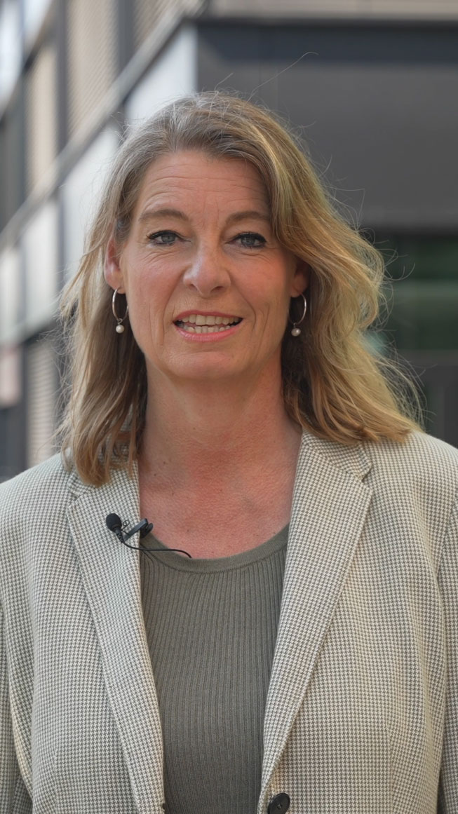 Medien – Sandra Hess